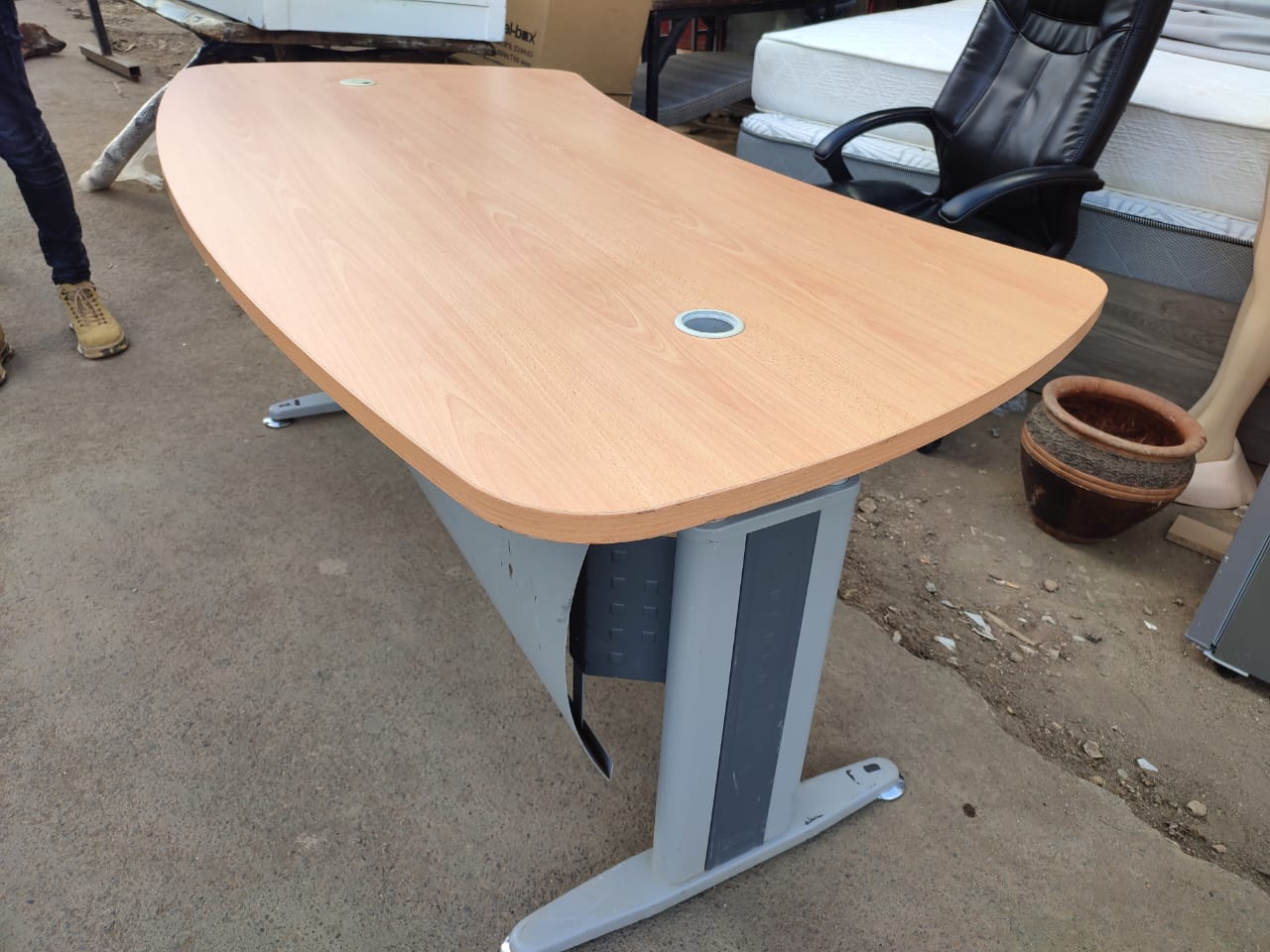 Executive Office Desk | Corido Marketplace