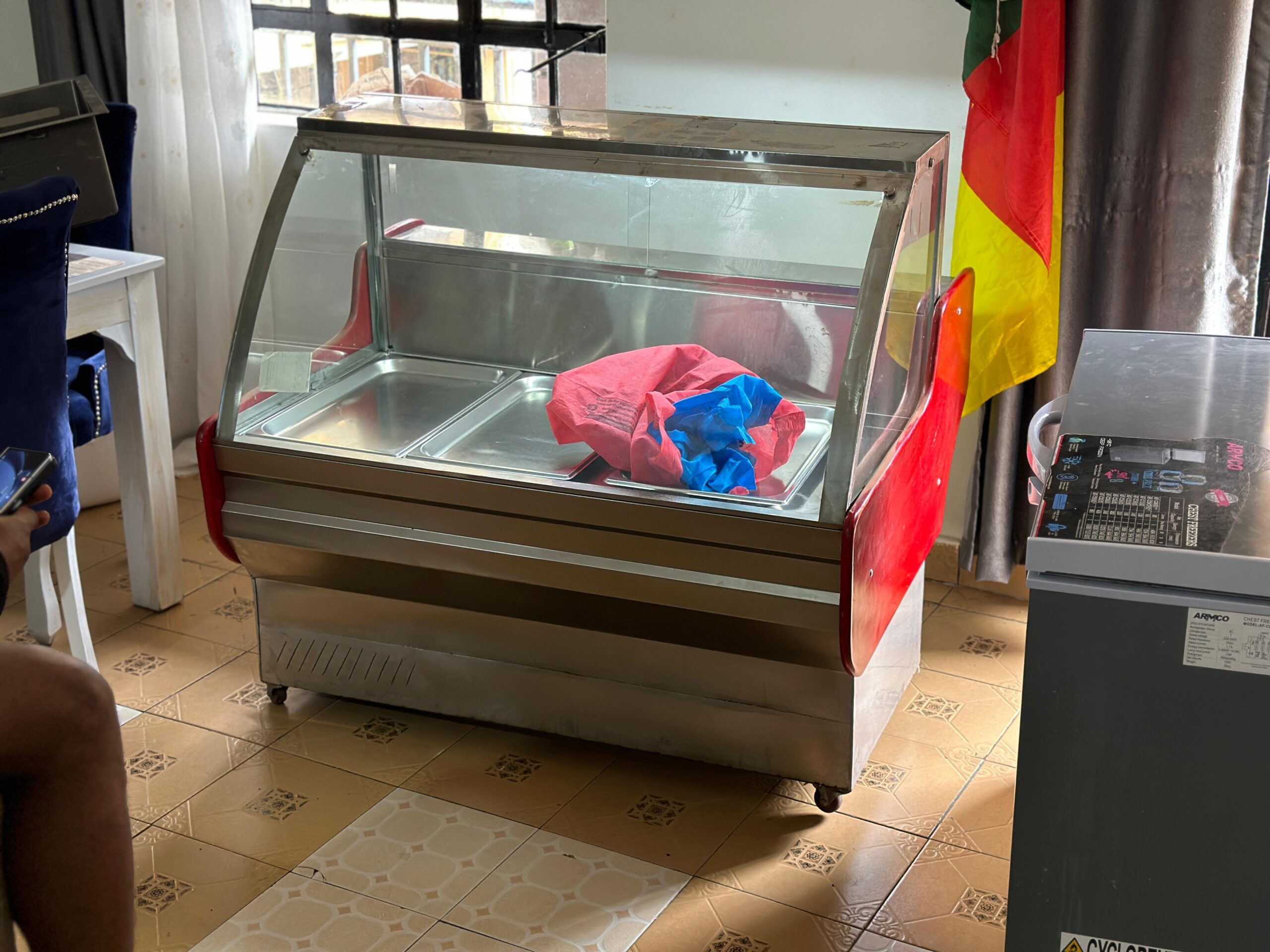 FOOD DISPLAY CHILLER | Corido Marketplace
