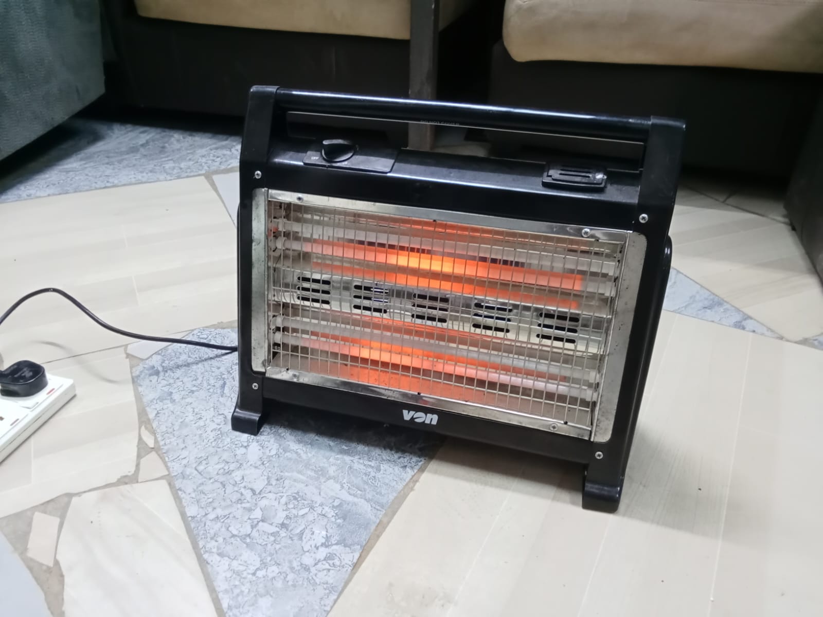 Clean 1600W Von Bar Heater On Sale | Corido Marketplace