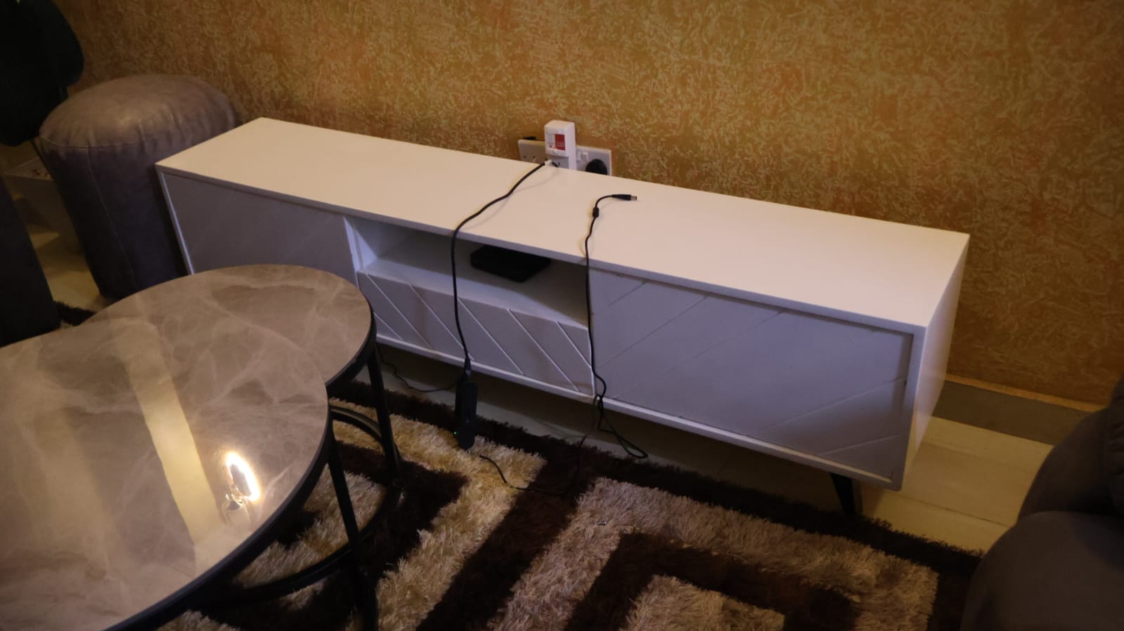 PLAIN WHITE WOODEN TV STAND | Corido Marketplace