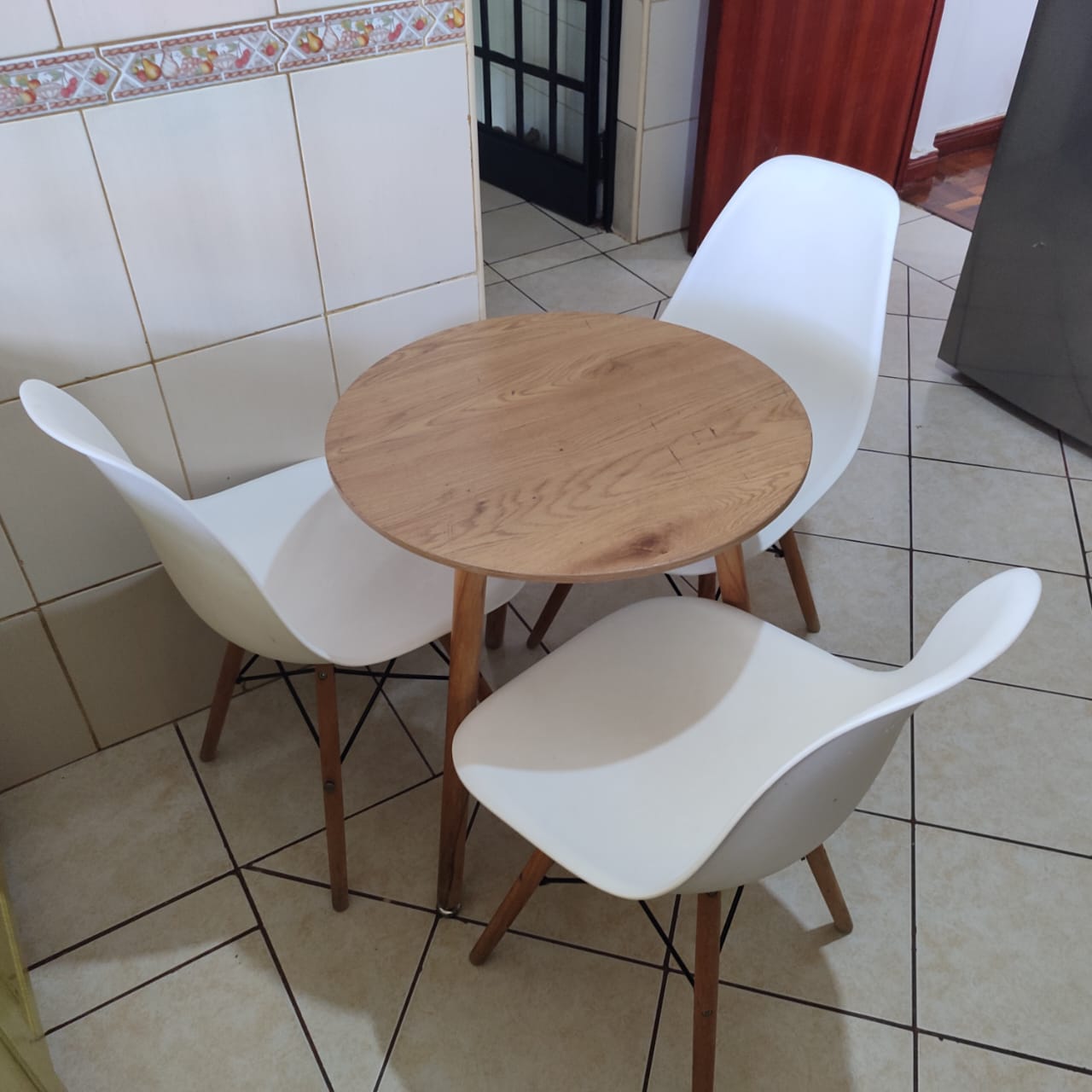 3-SEATER DINING TABLE SET | Corido Marketplace