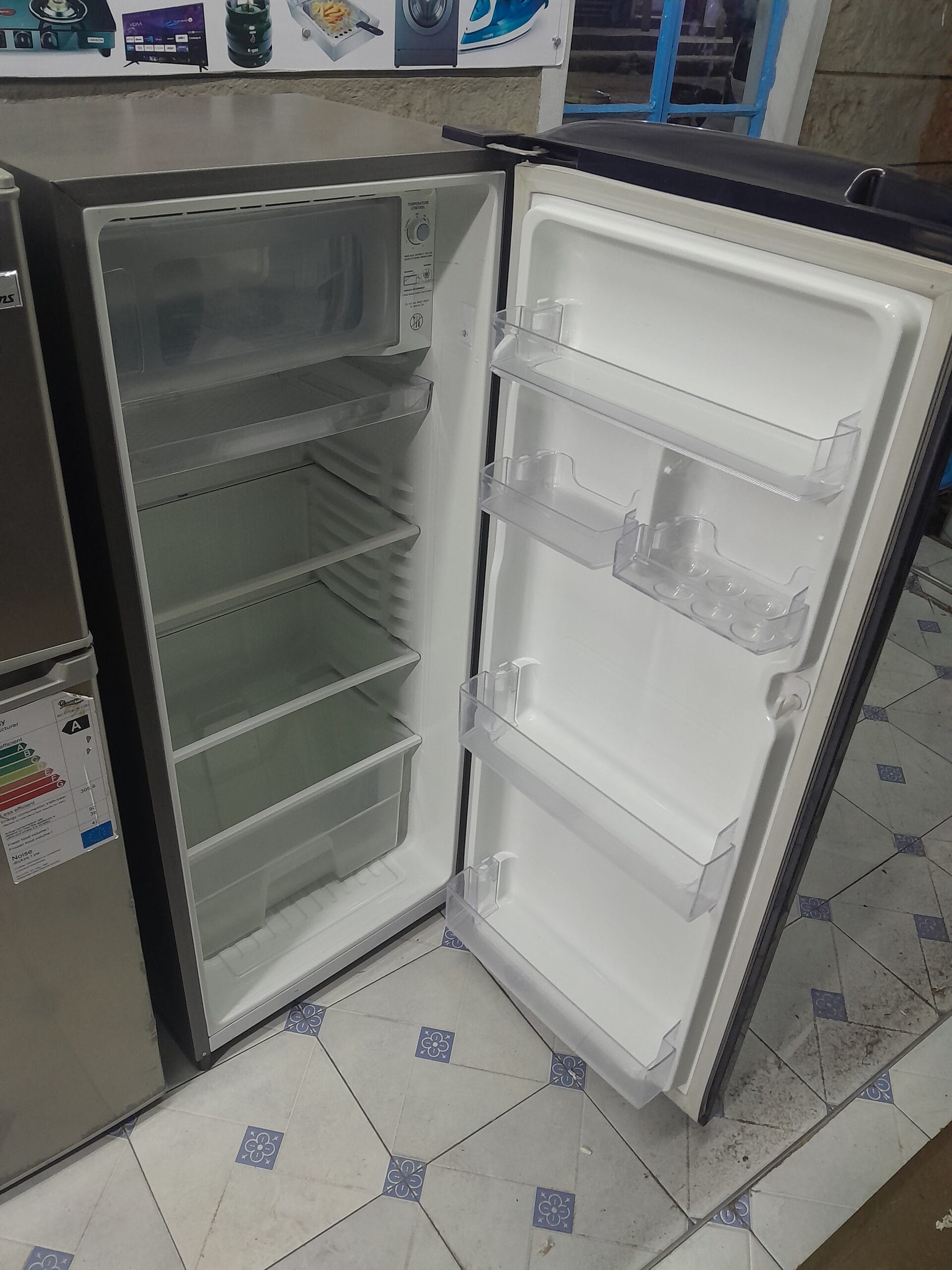 176L Samsung Single Door Fridge | Corido Marketplace