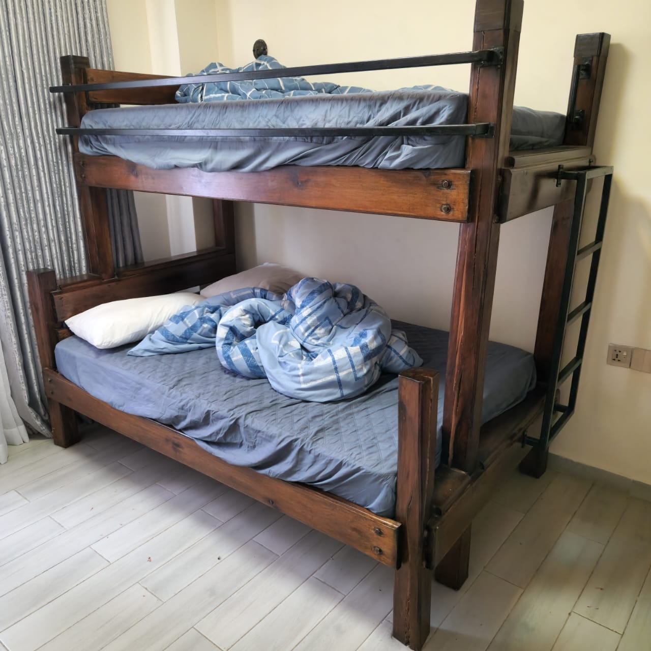 STRONG AND STYLISH DOUBLE DECKER | Corido Marketplace