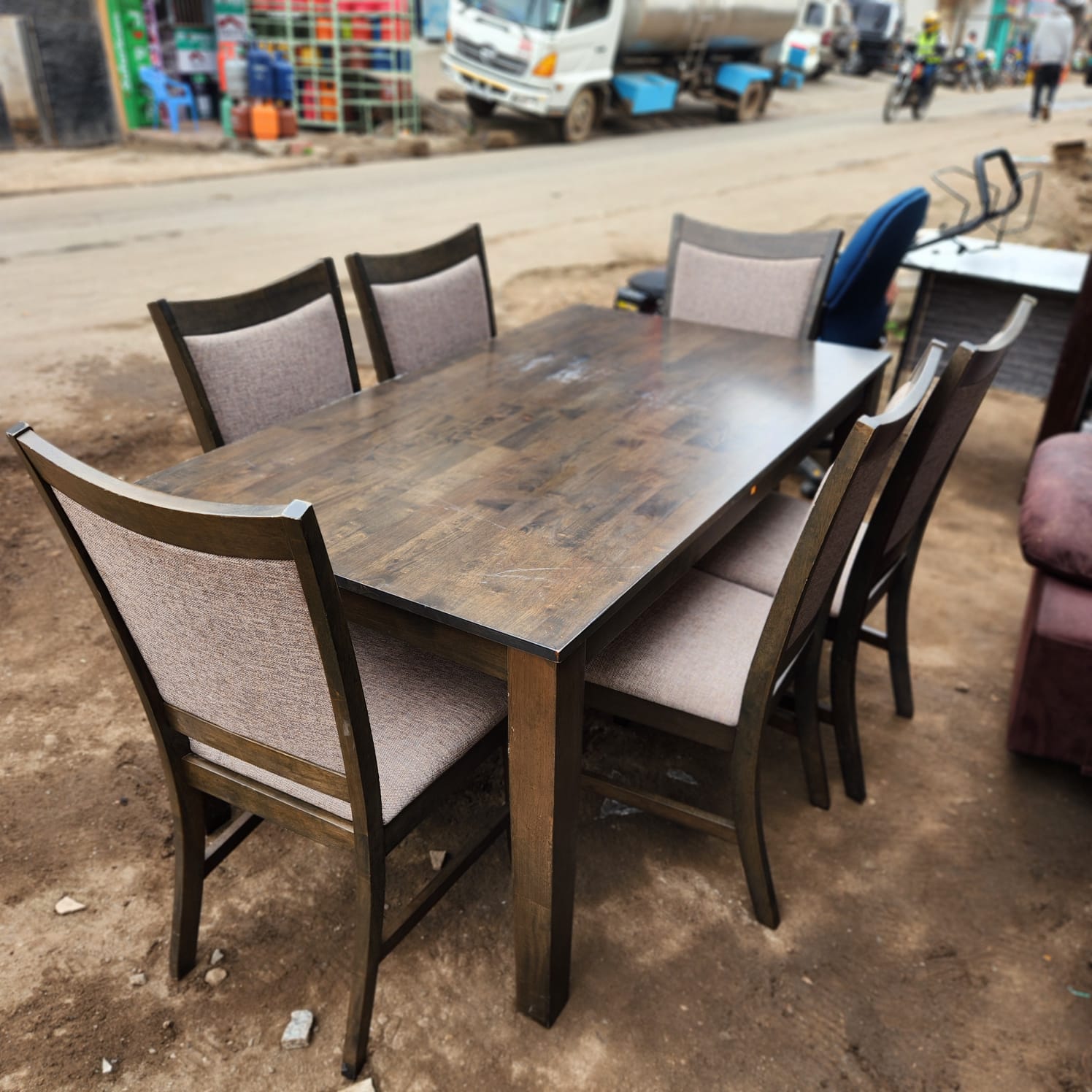 Clean Imported 6-Seater Dining Set | Corido Marketplace