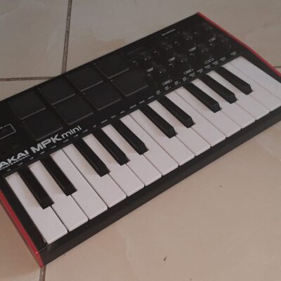 Akai Mpk Mini Mk III 25 Key Keyboard Controller On Sale | Corido ...