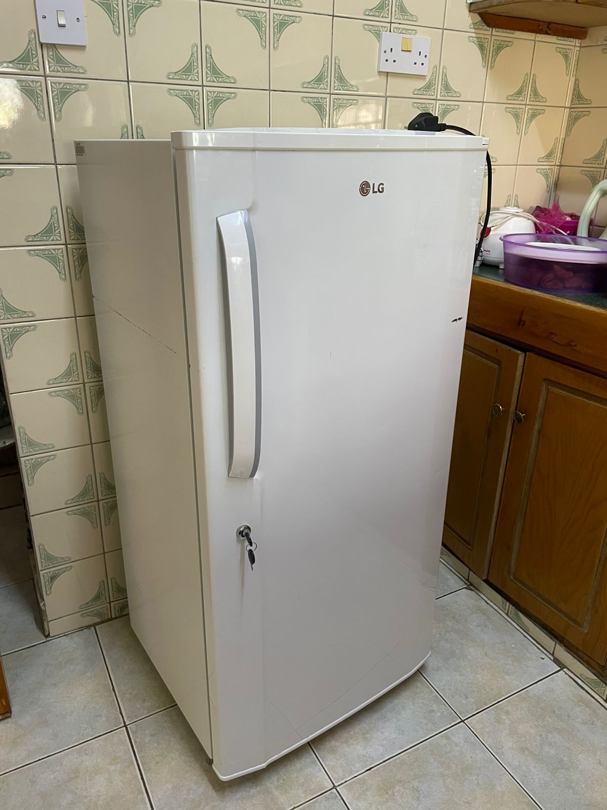 190L LG Double Door Fridge | Corido Marketplace